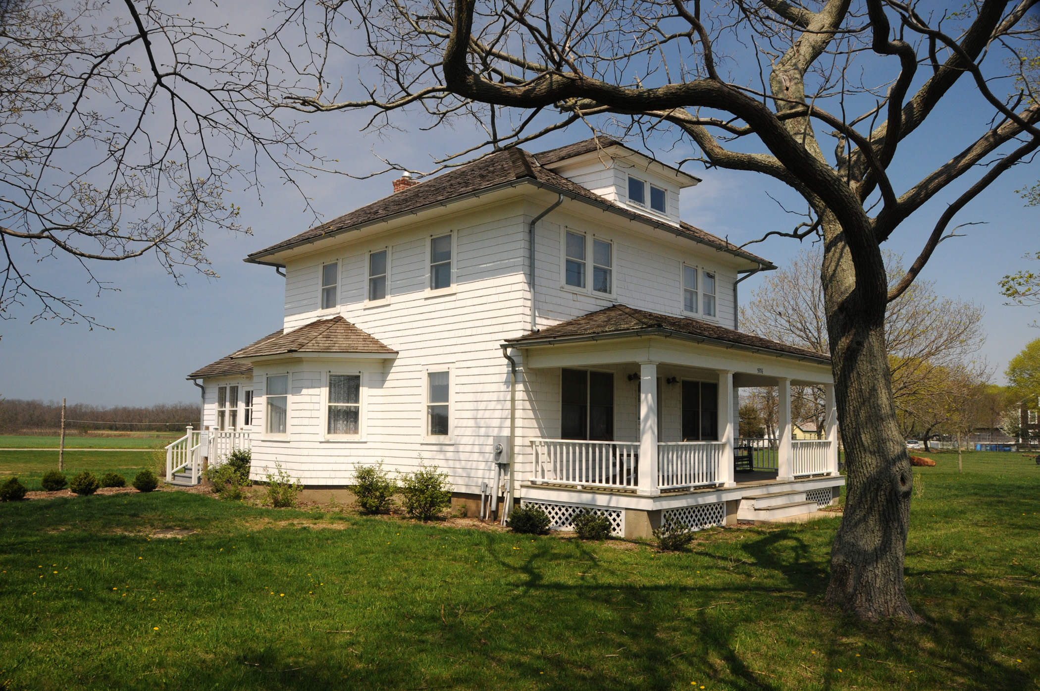 Walking History Tour: The Polish Immigrant Experience - Northforker