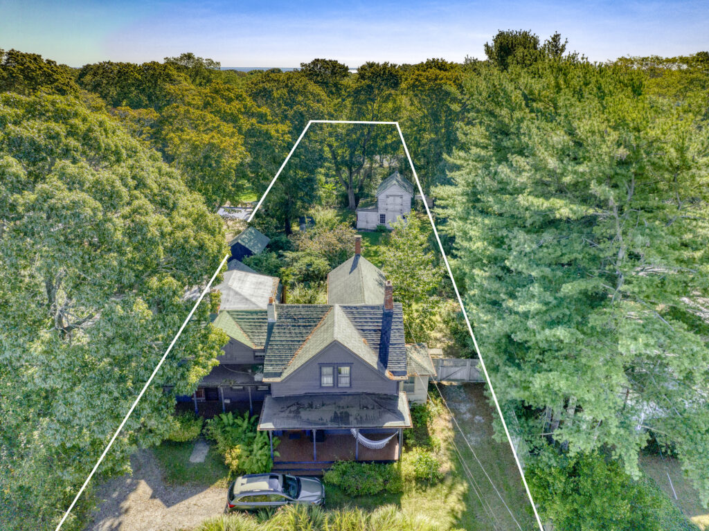 North Fork Dream Home: A stunning historic landmark awaits a new family ...